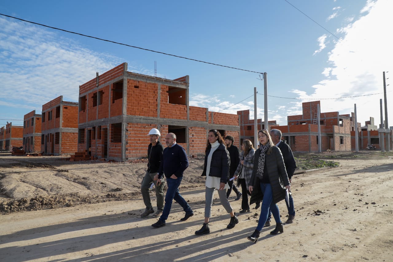 Funcionarios nacionales recorrieron obras en Ensenada – Fuerte Barragán
